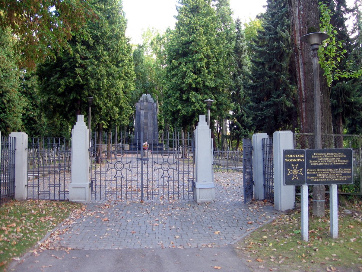 Soviet graves in Poland - Articles Institute of National Remembrance
